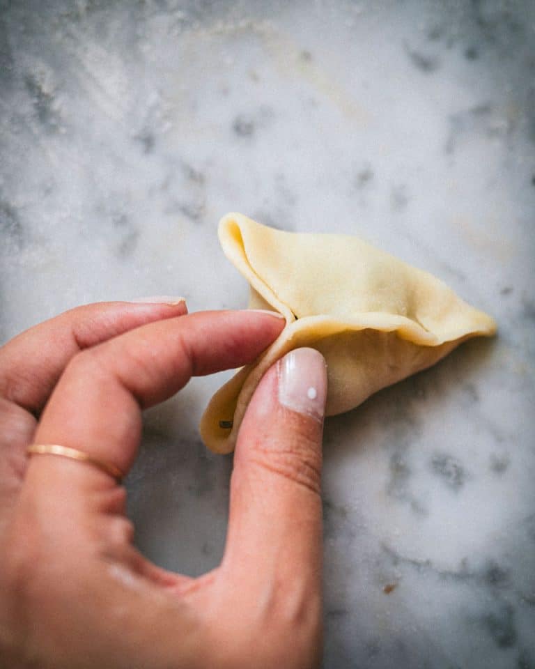 Moajanat Sabanekh - Fagottini di spinaci • The Bluebird Kitchen